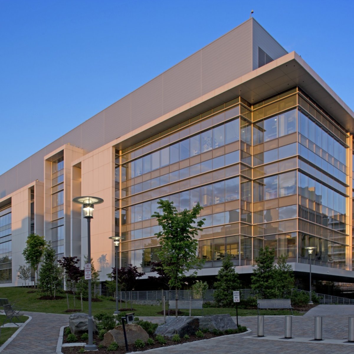 Whiting-Turner – NIH Porter Neuroscience Research Center Phase 2